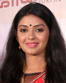 Gayathri Krishna: Age, Photos, Family, Biography, Movies, Wiki & Latest ...