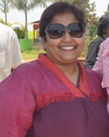 கிரேஸ் கருணாஸ் (Grace Karunas): திரைப்படங்கள், வயது, பயோடேட்டா ...