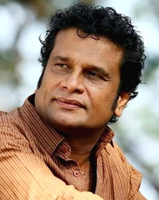 Hareesh Peradi: Age, Photos, Family, Biography, Movies, Wiki & Latest ...
