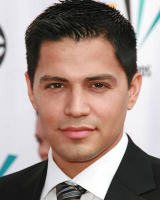 Jay Hernandez Biography, Life Story, Career, Awards & Achievements ...