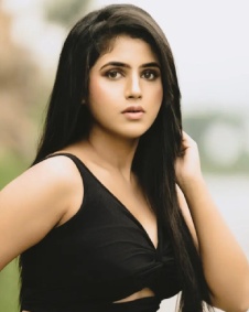 Kavya Ramesh Upcoming Movies, Age, New Movie, Birthday Date, Height In Feet, Net Worth, DOB ...