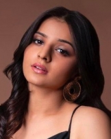 Mahima Makwana: Age, Photos, Family, Biography, Movies, Wiki & Latest ...