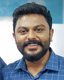 Mathukutty Xavier: Age, Photos, Family, Biography, Movies, Wiki ...