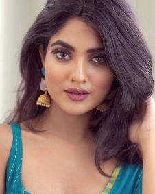 Nandana Varma: Age, Photos, Family, Biography, Movies, Wiki & Latest ...