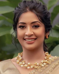 Navya Nair Upcoming Movies, Age, New Movie, Birthday Date, Height In ...