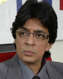 ரகுவரன் பயோடேட்டா | Raghuvaran Biography in Tamil - Filmibeat Tamil