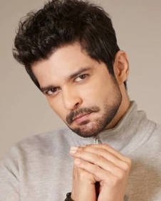 Raqesh Bapat: Age, Photos, Family, Biography, Movies, Wiki & Latest ...