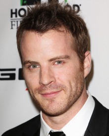 Robert Kazinsky Upcoming Movies, Age, New Movie, Birthday Date, Height ...