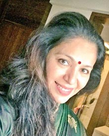 ரூபிணி (Rupini): திரைப்படங்கள், வயது, பயோடேட்டா, புகைப்படங்கள், மூவிஸ் ...