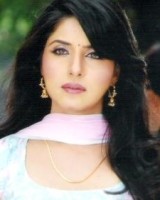 Sadhika Randhawa: Age, Photos, Family, Biography, Movies, Wiki & Latest ...