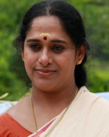 Sajitha Madathil: Age, Photos, Family, Biography, Movies, Wiki & Latest ...