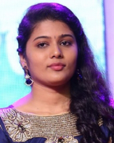 శరణ్య ప్రదీప్ (Saranya Pradeep): సినిమాలు, వయస్సు, బయోగ్రఫీ, ఫోటోలు ...