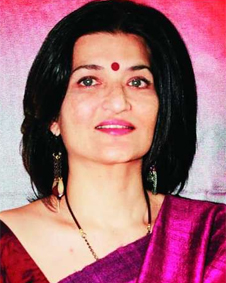 Sarika Biography, Life Story, Career, Awards & Achievements - Filmibeat