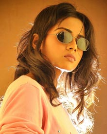 ஸ்வார சையத் (Sawra Syed): திரைப்படங்கள், வயது, பயோடேட்டா, புகைப்படங்கள் ...