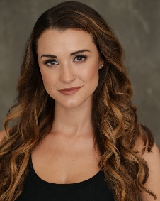 Stephanie Bates Upcoming Movies, Age, New Movie, Birthday Date, Height ...