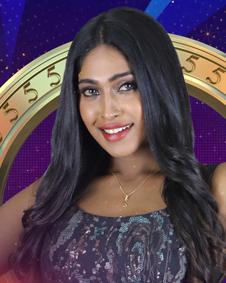 Suruthi (Model): Age, Photos, Family, Biography, Movies, Wiki & Latest ...