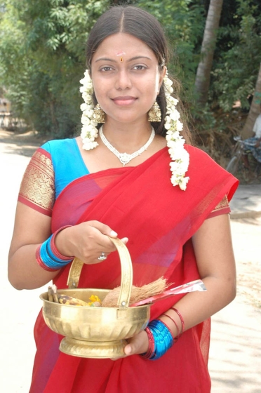 Parvathy Kanthasamy Photos: HD Images, Pictures, Stills, First Look ...