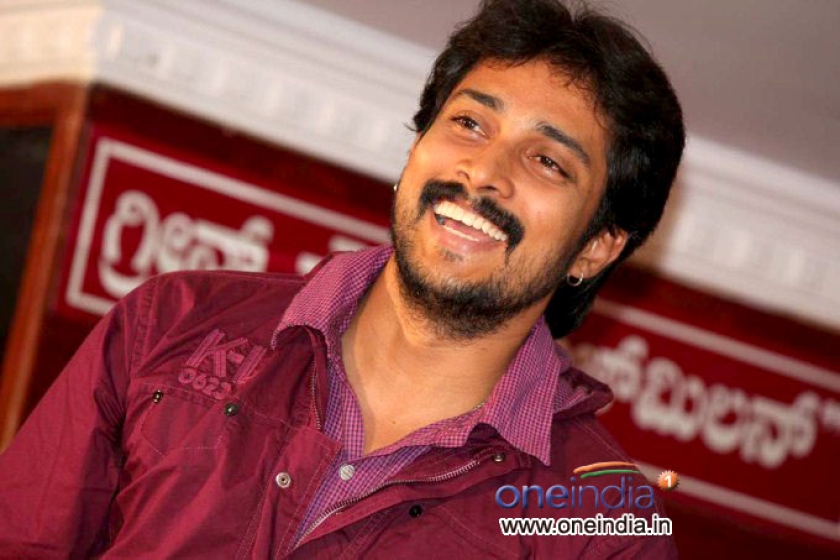 Actor Prem Kumar Press Meet Photos - FilmiBeat