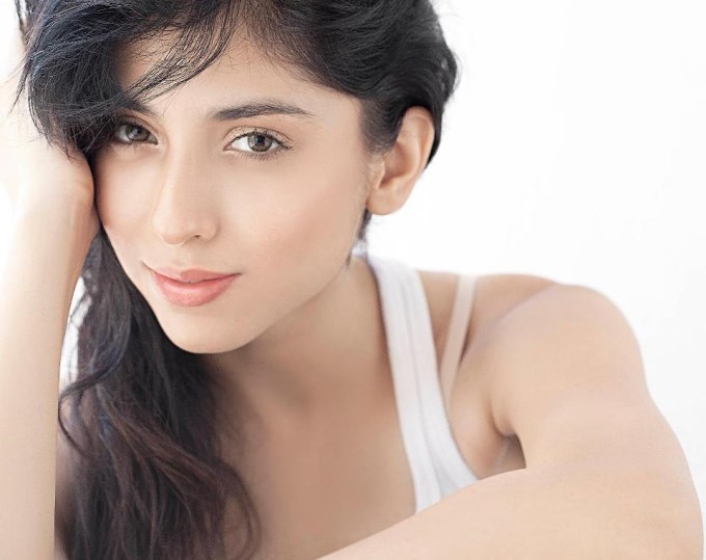 Pooja Bhamrah Photos: Latest HD Images, Pictures, Stills & Pics - FilmiBeat