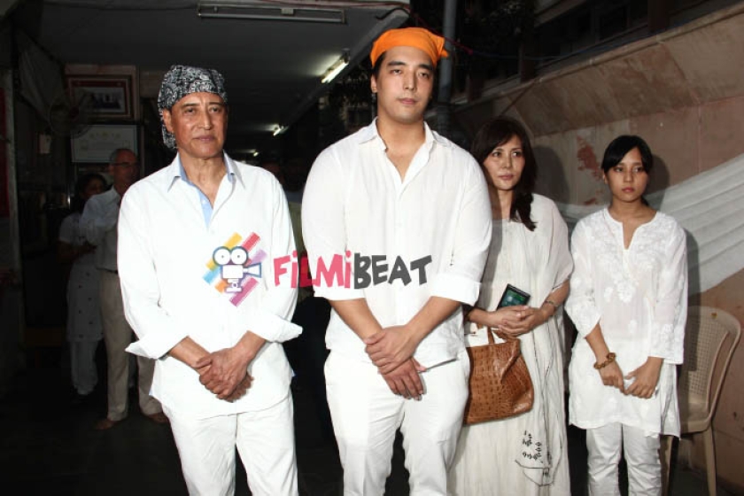 Prayer Meet Of Danny's Manager 'Madan Mohan' Photos - FilmiBeat