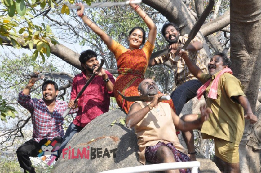 Vetakodavallu Photos: HD Images, Pictures, Stills, First Look Posters ...