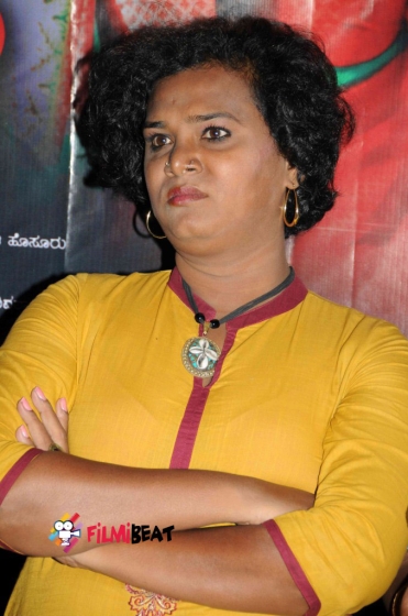 Naanu Avanalla Avalu Film Premier and Pressmeet Photos - FilmiBeat