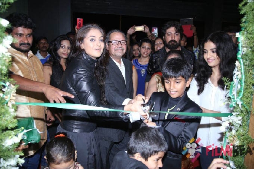 Actress Simran At Godka Shop Launch Photos - FilmiBeat