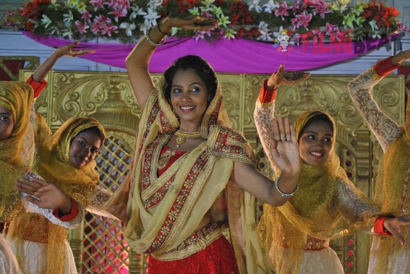 Bannabannada Baduku Photos: HD Images, Pictures, Stills, First Look ...