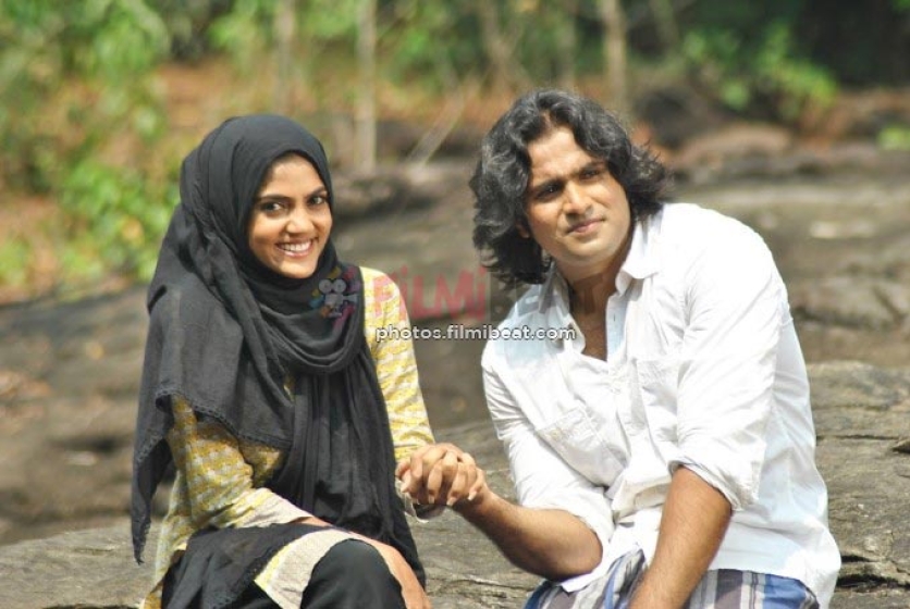 Banna Bannada Baduku Photos Photos: HD Images, Pictures, Stills, First ...