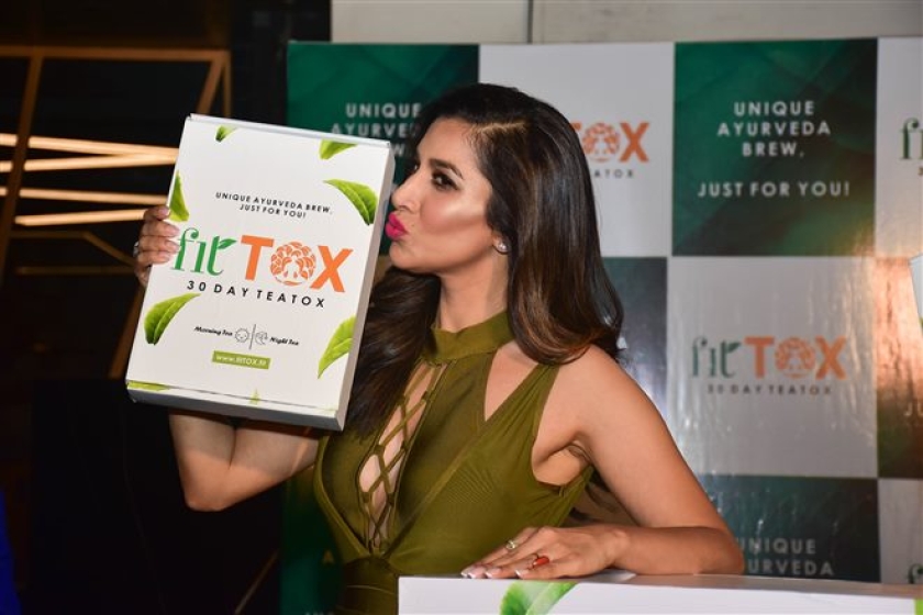 Sophie Choudhary Launch Her Own Tea Brand Fittox Photos Photos - FilmiBeat