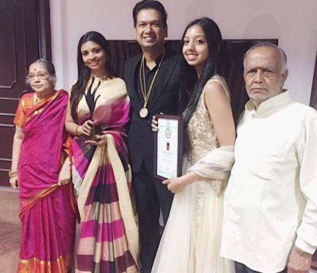 Singer Vijay Prakash Family