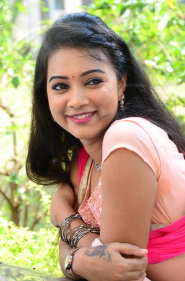 Nainisha Photos: Latest HD Images, Pictures, Stills & Pics - FilmiBeat