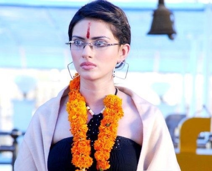 Andhrudu movie heroine Gaurie Pandit Dwivedi latest photos | Gaurie ...