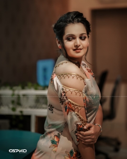 വേറിട്ട വേഷത്തിൽ സനൂജ സോംനാഥ്; കിടിലൻ ചിത്രങ്ങളിതാ | Actress Sanuja ...