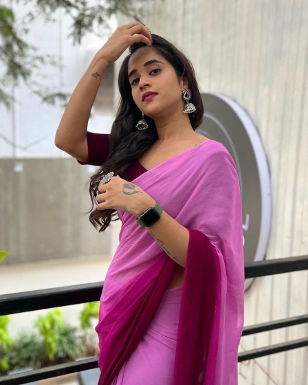 Deepthi Sunaina: షన్ను కోసం చీరలో బిగ్ బాస్ హౌస్ లోకి దీప్తి ...