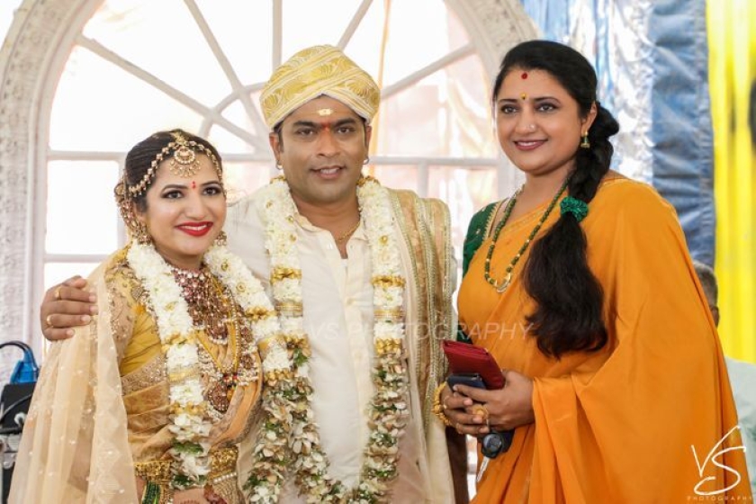 ನಟಿ ಕಾವ್ಯ ಶಾ ಹಾಗೂ ವರುಣ್ ಗೌಡ ಮದುವೆಯಲ್ಲಿ ಸ್ಯಾಂಡಲ್‌ವುಡ್ ಸೆಲೆಬ್ರೆಟಿಗಳ ...