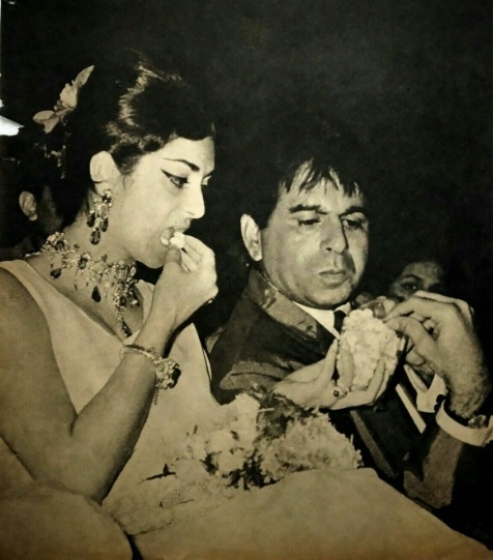 Remembering Dilip Kumar: These Pics Of The Legendary Actor Will Make ...