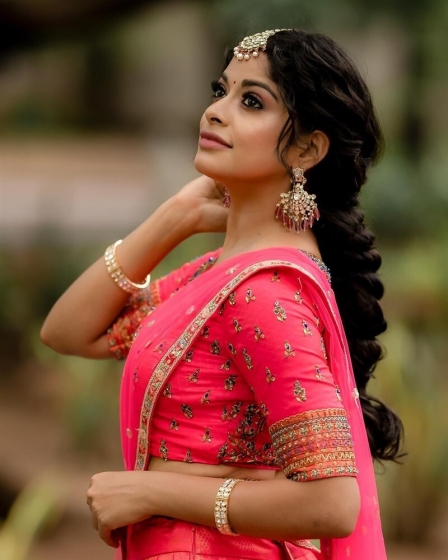 Dharshana Ashokan Photos: Latest HD Images, Pictures, Stills & Pics ...