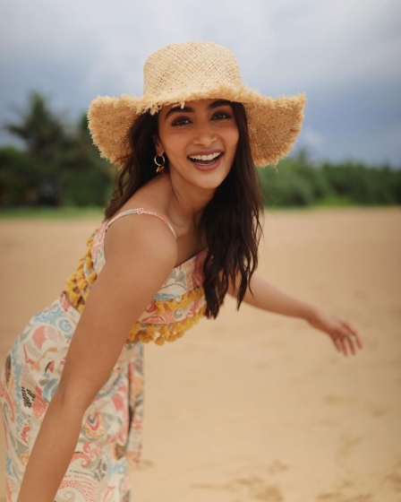 Pooja Hegde's Hat Game is On Point: Check Out Her Stunning Looks Photos ...