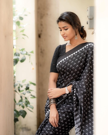 Reshma Muralidharan Photos: Latest HD Images, Pictures, Stills & Pics ...