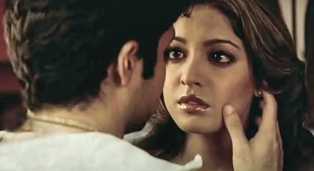 इमरान हाशमी संग इंटीमेट सीन पर एक्ट्रेस ने खोले राज़ बोलीं भाई बहन जैसा रिश्ता