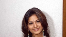 Tharika: Age, Photos, Family, Biography, Movies, Wiki & Latest News ...