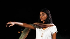 Deepal Shaw: Age, Photos, Family, Biography, Movies, Wiki & Latest News ...