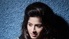 Meenal: Age, Photos, Family, Biography, Movies, Wiki & Latest News ...