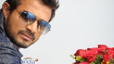 Vijay Raghavendra: Age, Photos, Family, Biography, Movies, Wiki ...