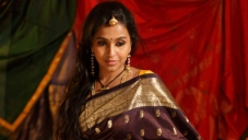 Smitha (Singer): Age, Photos, Family, Biography, Movies, Wiki & Latest ...