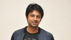 Srikanth - Photos, Videos, Birthday, Latest News, Height In Feet ...