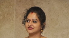 Raasi - Photos, Videos, Birthday, Latest News, Height In Feet - FilmiBeat