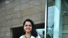 Vinduja Menon - Photos, Videos, Birthday, Latest News, Height In Feet ...