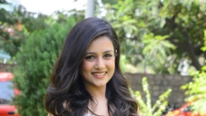 Mishti Chakraborty: Age, Photos, Family, Biography, Movies, Wiki ...